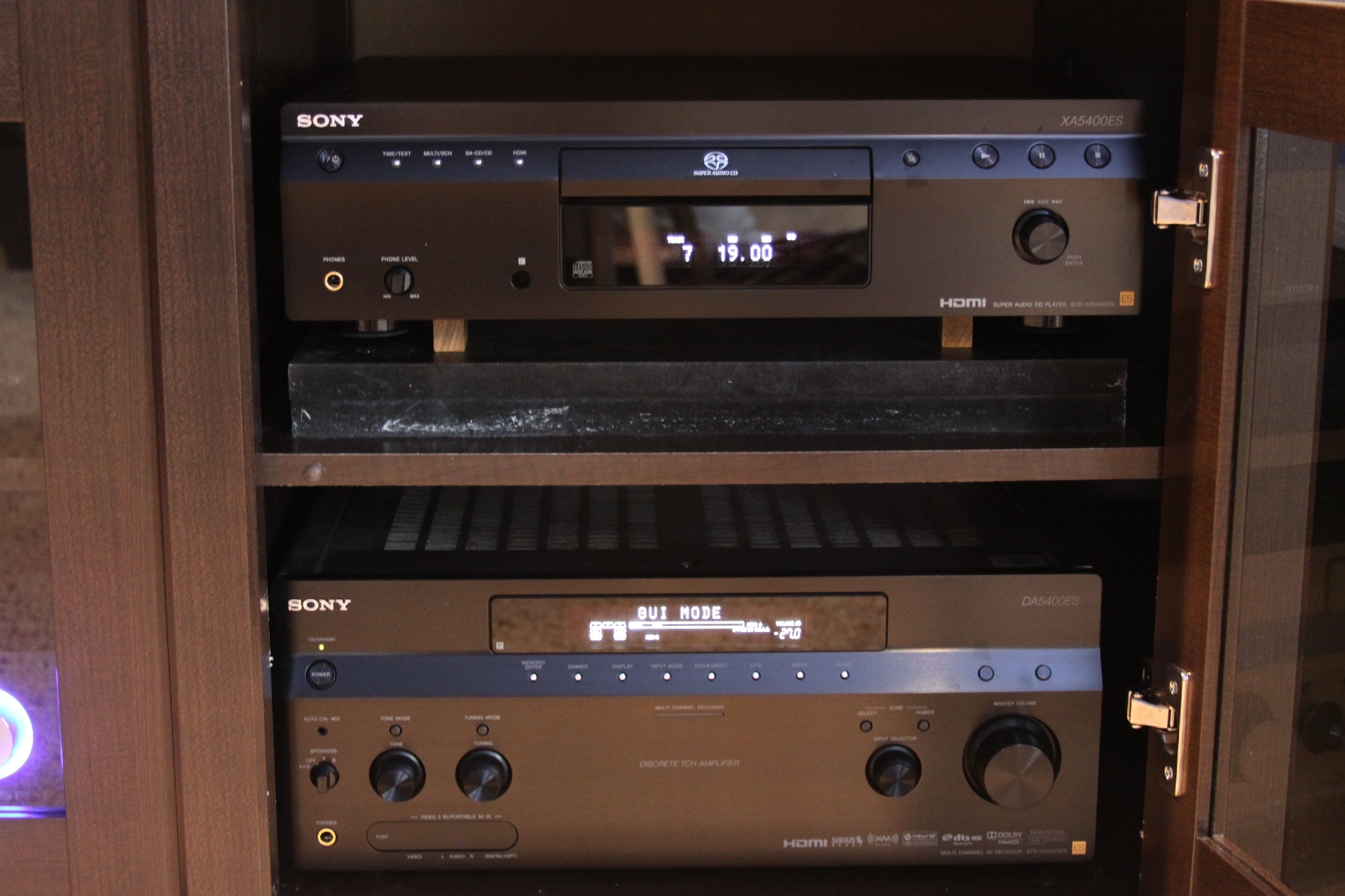 amp74's Home Theater Gallery - Attic Buildout Theater (105 photos)