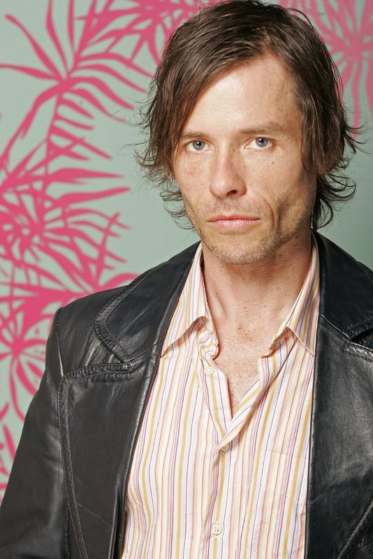 Guy Pearce